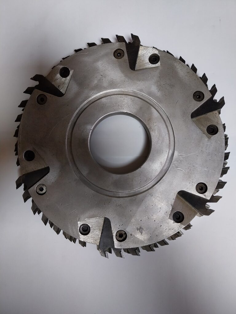 Panza circular pentru debitare surplus de material - Stocuri Rontin